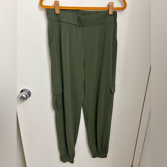 Lisa Rinna Collection | Pants & Jumpsuits | Lisa Rinna Cargo Joggers ...